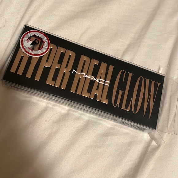 MAC Cosmetics | Makeup | Nib Hyper Real Glow Palette Flash Awe | Poshmark